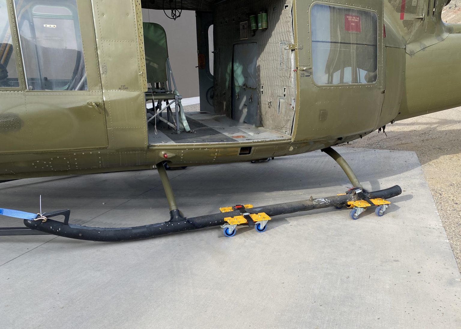 Pair of Heavy Duty Mini-Dollies (with Brakes) – Helitowcart Shop